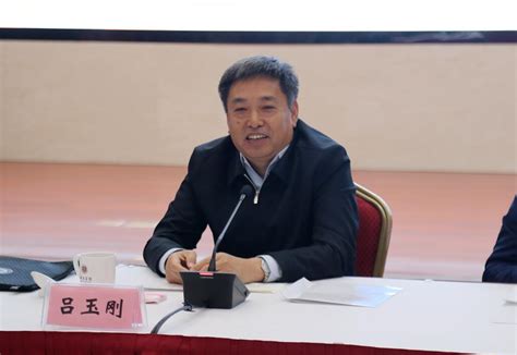 教育部基础教育司司长吕玉刚一行来校调研 西南大学