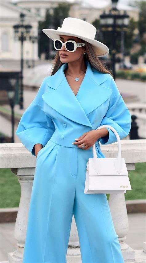 Emiliya Chernova. adlı kullanıcının Одежда panosundaki Pin | Moda ...