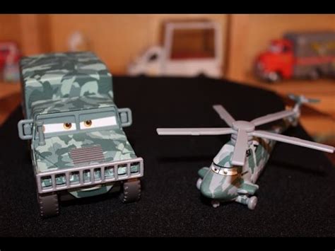 Mattel Disney Cars Toon Corporal Kim And Captain Munier Unidentified