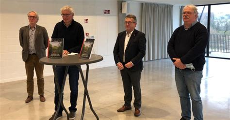 Boek Toont Mooie Kantjes Rand Brugge Focus En Wtv