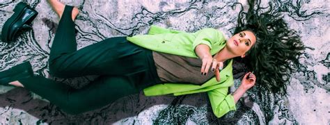 Jamie Lee Sexton Releases “falling For You”