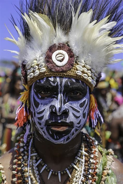 DESMISTIFICANDO A PAPUA NOVA GUINÉ RELAÇÕES EXTERIORES DA NOVA POTÊNCIA REGIONAL DA OCEANIA