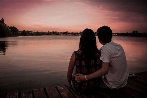 11 Fun Things To Talk About With Your Girlfriend When You Run Out Of