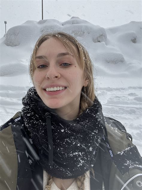 Tw Pornstars Angel Youngs😇 Twitter Texan In The Snow ️ 😍 747 Pm