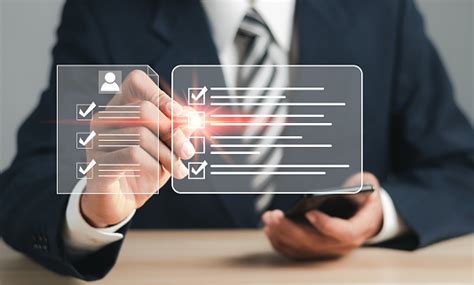 인적 자원 관리 Hr 채용 리더십 및 팀 빌딩 온라인 직원 평가 양식을 작성하십시오 비즈니스 및 기술 개념입니다 가상현실에 대한 스톡 사진 및 기타 이미지 Istock