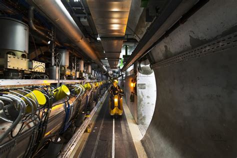 Using Ultrafast Laser ‘mini Particle Accelerator Sets New Energy Record The Wire Science