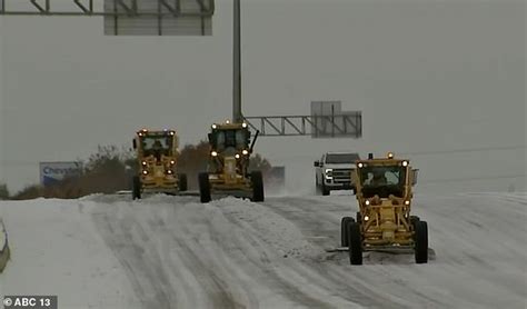 Three Die As Killer Arctic Storms Roll Into Southern Us As Maps Show