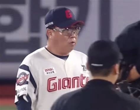 롯데자이언츠의 김태형 감독