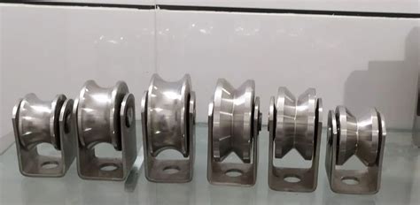 Ss Gate Roller At ₹ 500piece Gate Roller In Mumbai Id 2854131171448