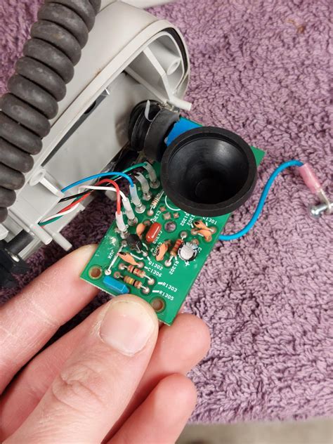 Bought A Bunch Of Old Motorola Speaker Mics At A Secondhand Shop Tore One Open To Find A