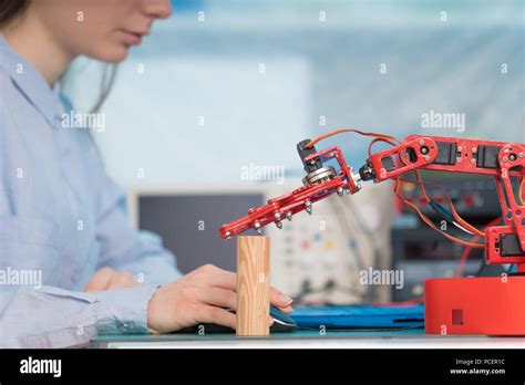 Babe Girl In Robotics Class Stock Photo Alamy