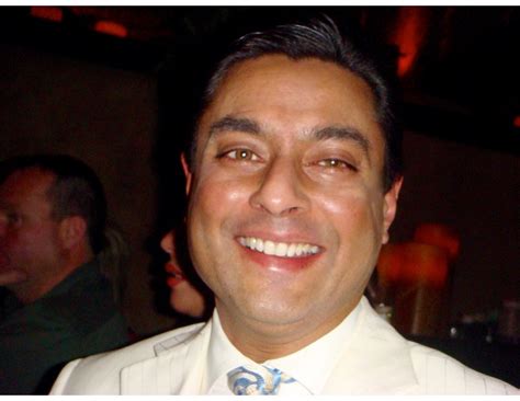 Photo Gallery Manoj Benjamin