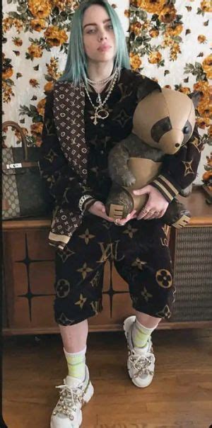 عکس از بیلی آیلیش تستچی