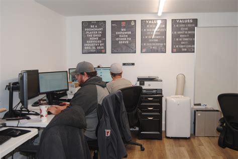 Electrician Vs Electrical Engineer Differences Explained