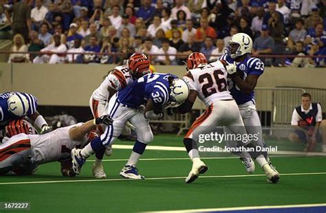 Back Jeff Burris Photos And Premium High Res Pictures Getty Images