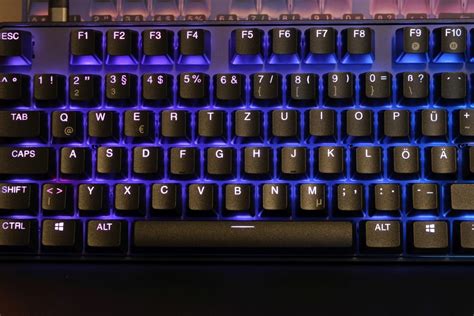 SteelSeries Apex Pro TKL 2023 Review Blazing Fast Gaming Keyboard