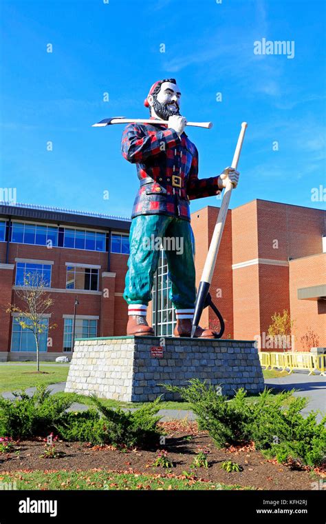 Paul Bunyan Statue
