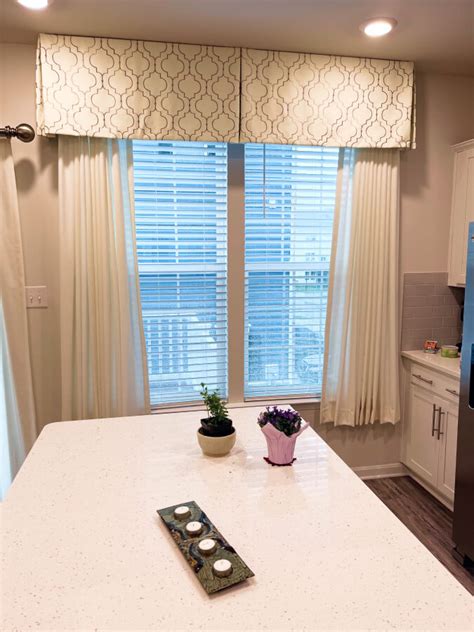 Traditional Sheer Valley Shade And Shutter