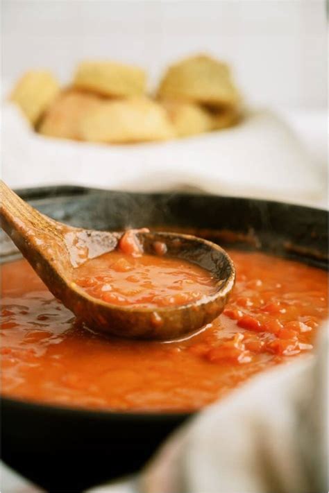 Tomato Gravy Traditional Southern Recipe Six Sisters Stuff