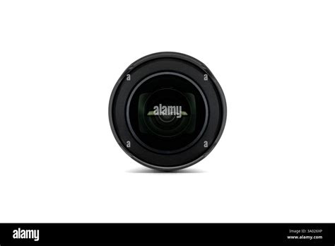 Ultra Wide Lens To Make Items Close To The Lens Look Larger Than They