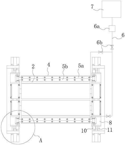 一种带有自动喷洒溶剂的刮刀装置的制作方法
