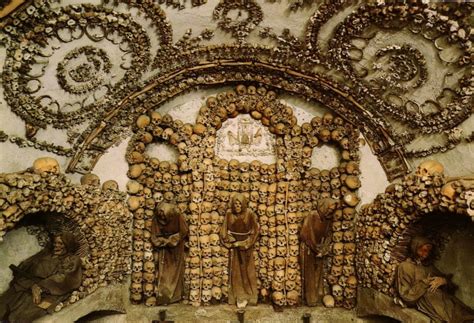 Visita à Cripta Dos Capuchinhos Em Roma Com Passeio De ônibus