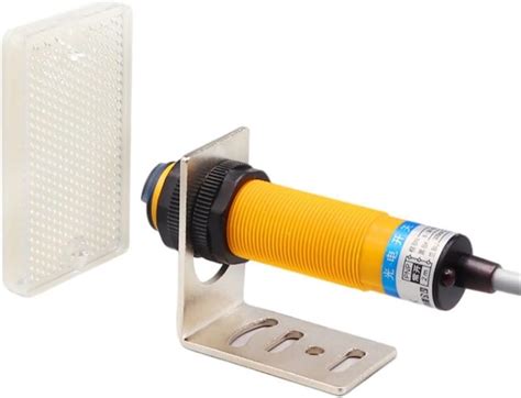 E3F R2 Retro Reflective Proximity Switch Photoelectric Sensor Switch With Mirror Reflector