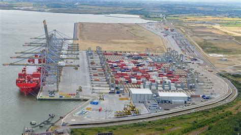 Dp World Plans To Turn London Gateway Into Largest Box Port In Uk