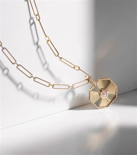 Diamond Radiant Octagon 18kt Gold Pendant Necklace With Diamonds In