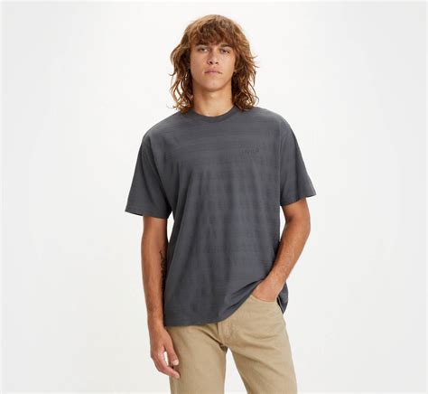 Red Tab™ Vintage Tee Black Levis® Cz