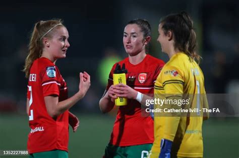 Catherine Grace Clark Photos And Premium High Res Pictures Getty Images