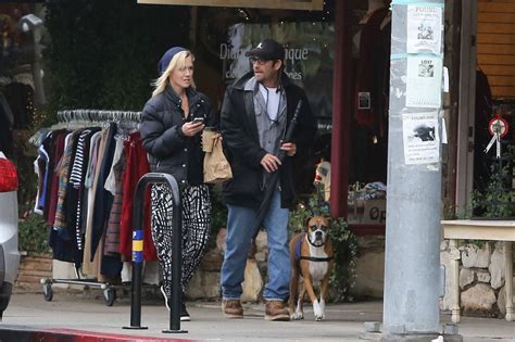 Jennie Garth Out For Lunch With Luke Perry In North Hollywood Hawtcelebs