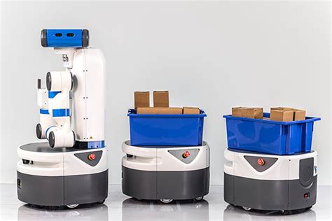 Fetch Robotics Introduces Fetch And Freight Your Warehouse Is Now
