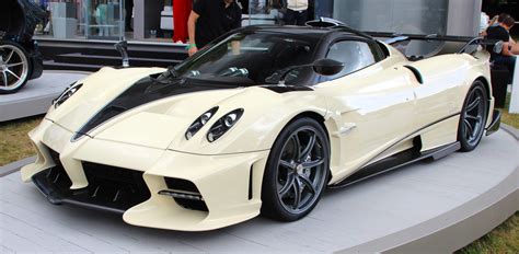 Uma Obra De Arte Sobre Rodas Conheça O Pagani Imola Roadster