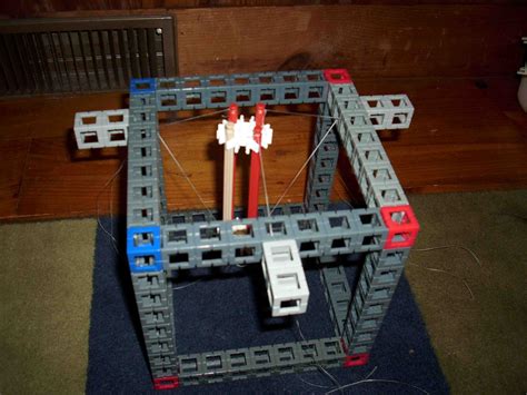 Tensegrity Robot Picture 02