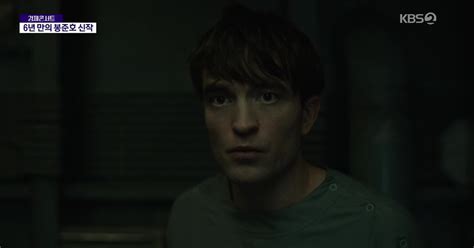 베일 벗은 봉준호 ‘미키17…“우리 미래에 대한 블랙코미디”