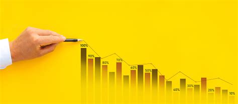 사업가 그리기 100 로 화살표 그래프를 증가 비즈니스 성공 이익 및 성장 계획 100퍼센트에 대한 스톡 사진 및 기타 이미지 100퍼센트 개발 경제 Istock