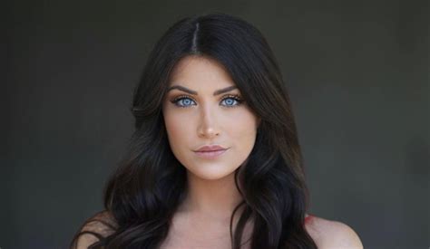Jessica Bartlett Bio Age Height Wiki Models Biography