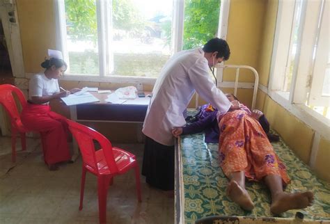 မြို့သစ်မြို့နယ်တွင် နိုင်ငံ့ဝန်ထမ်း အငြိမ်းစား များနှင့် အဖိုး အဖွားများကို အခမဲ့ဆေးကုသပေး