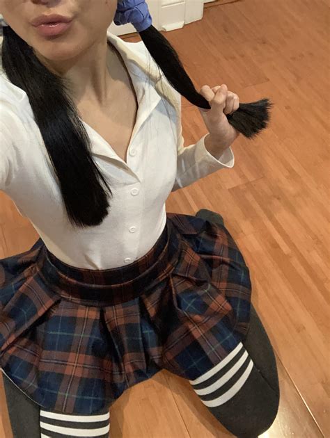 Your Asian School Girl Wants To Sit In Your Lap Scrolller