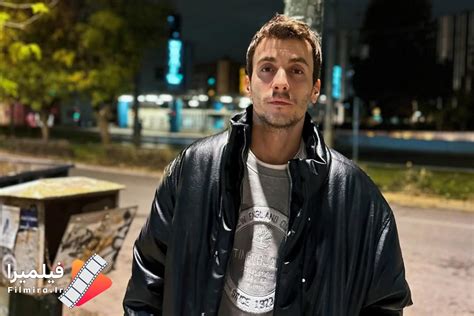 بیوگرافی برتان آصلانی همسر، قد، سن، تحصیلات و 12 عکس از او