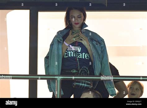 Neymar And Girlfriend And Son