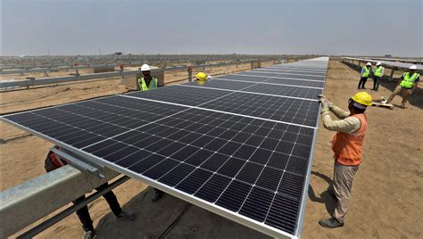 Сэргээгдэх эрчим хүч дэлхийн цахилгаан эрчим хүчний 30 гаруй хувийг бүрдүүлж байна