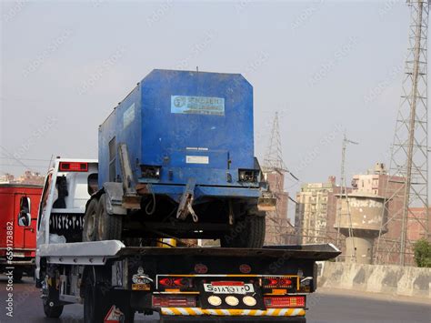 Giza Egypt October 5 2023 A Tow Recovery Transporter Hydraulic