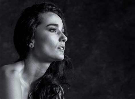 Sofika Foto And Bild Portrait Portrait Frauen Indoor Bilder Auf Fotocommunity