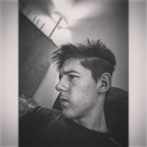 Stream Daniel Middleton Music Listen To Songs Albums Playlists For