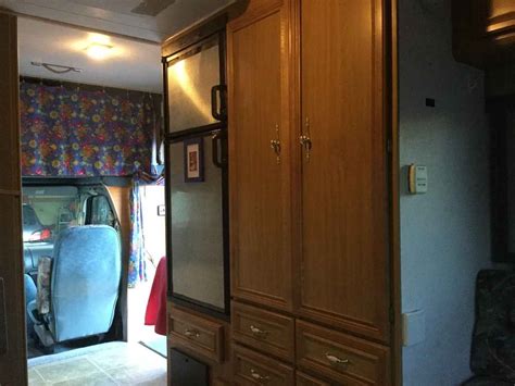 2003 Used Lazy Daze 23 5 Twin King Class C In Massachusetts Ma