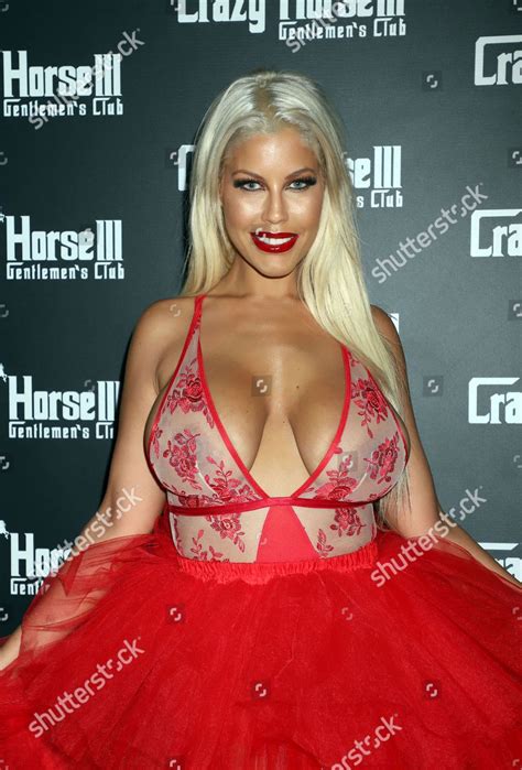 Bridgette B Foto Editorial En Stock Imagen En Stock Shutterstock
