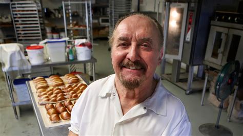 The Pretzel Guy Klaus Riedelsheimer And Louisville Restaurants