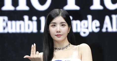 권은비 워터밤 여신의 컴백